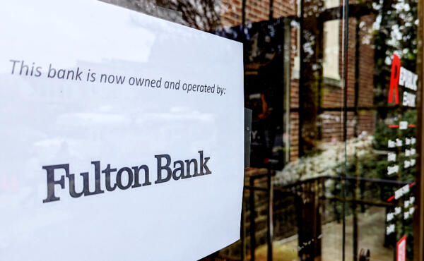 Republic Bank Collapse, FDIC Sale to Fulton Bank Creates $33B Regional ...